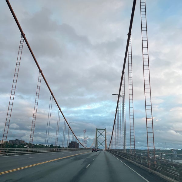 A. Murray MacKay Bridge - Bridge in Halifax