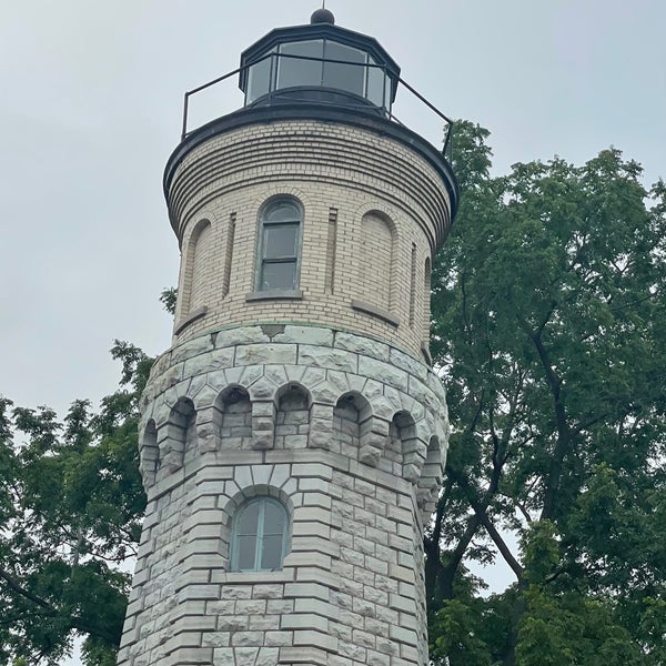 Fort Niagara Lighthouse - Youngstown, NY