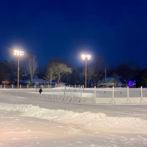 Linden Hills Park Skating Rink - Linden Hills - Minneapolis, MN