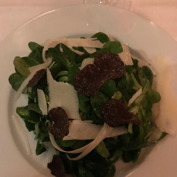 Chez Fred - French Restaurant in Paris