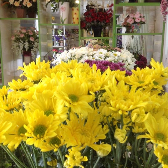 Strawberry Florist - Flower Store in Tawau