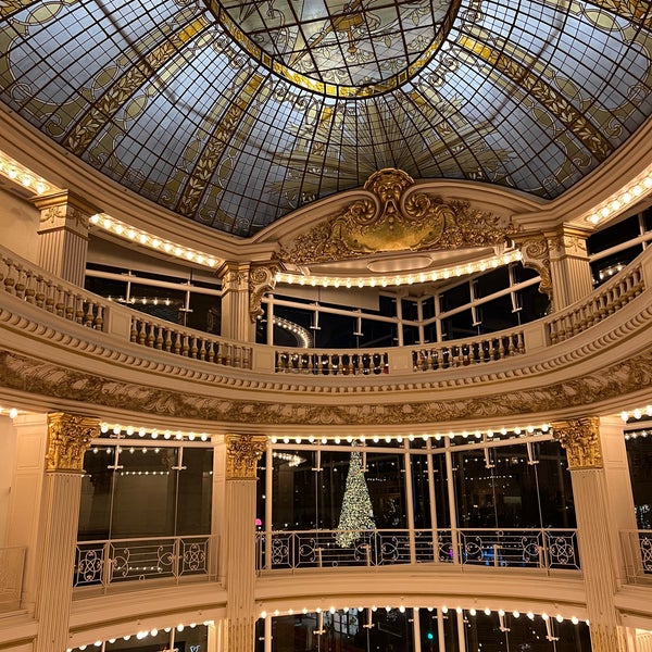 Neiman Marcus - Downtown San Francisco-Union Square - 61 tips
