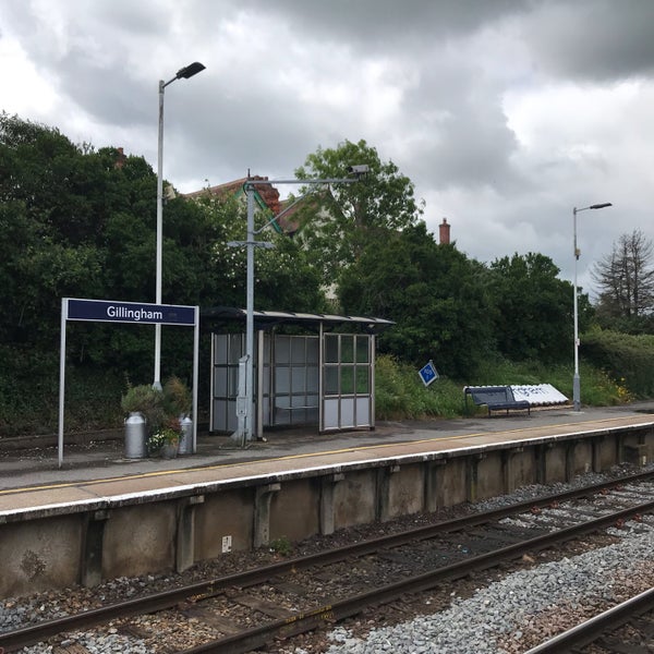 Gillingham Railway Station (GIL) - Train Station in Gillingham