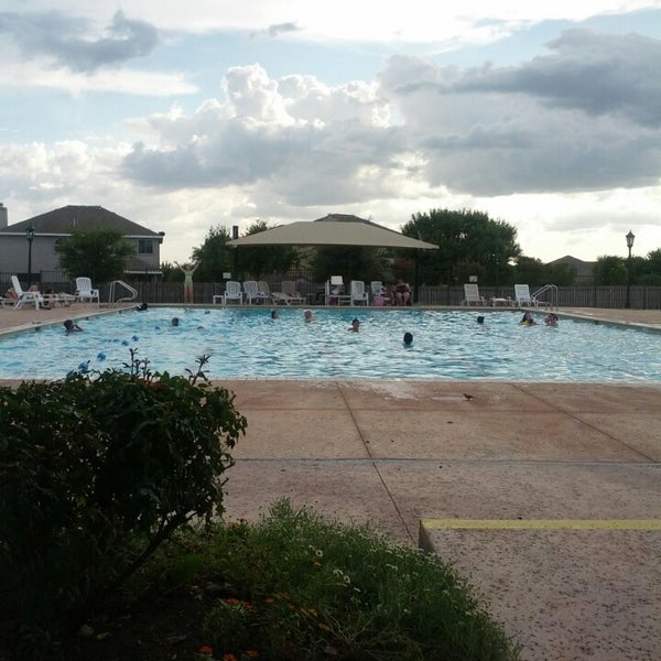 Falcon Ridge HOA Pool - 3 tips from 25 visitors