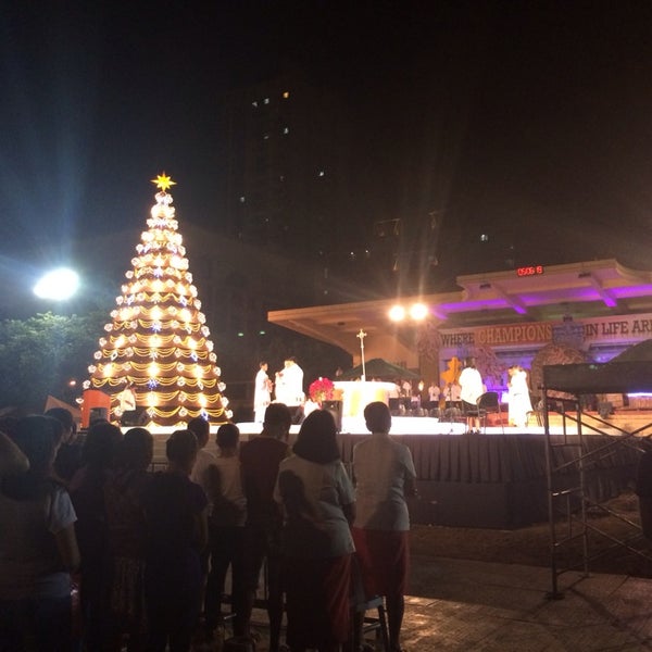 UST Grandstand and Parade Grounds - Sampaloc - 5 tips