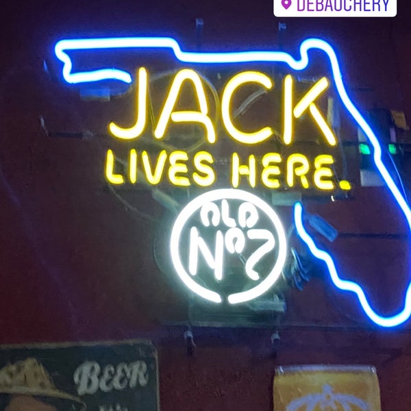 Debauchery - Cocktail Bar