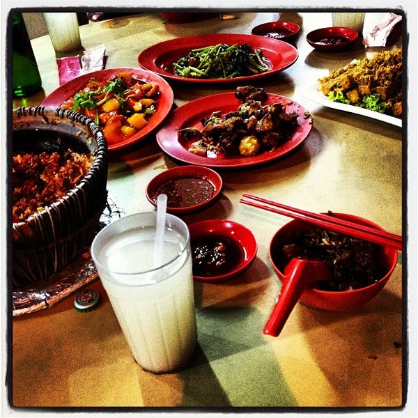 Photos at He Ping Claypot Rice Restaurant - Central Region - 148 Sims ...