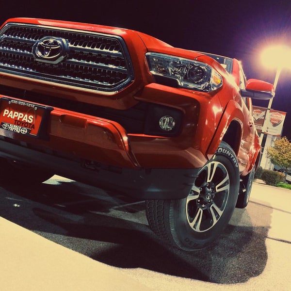 Pappas Toyota - Car Dealership