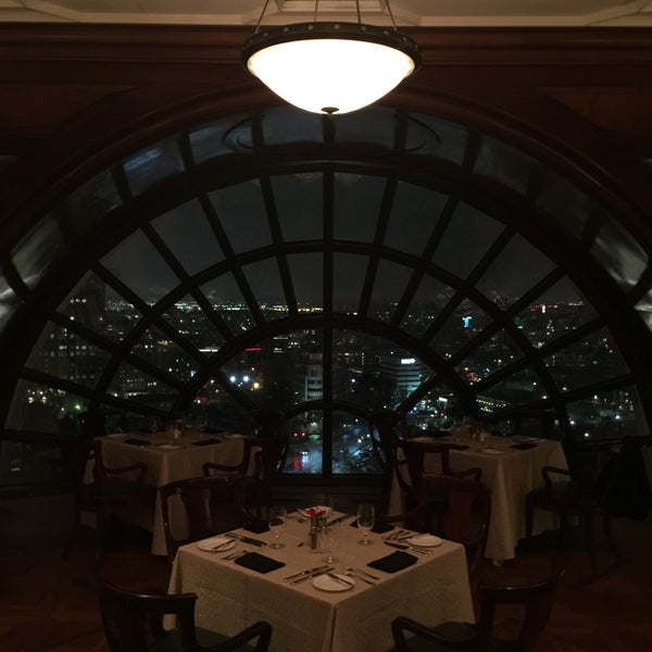 The Crescent Club - 200 Crescent Ct Ste 1700