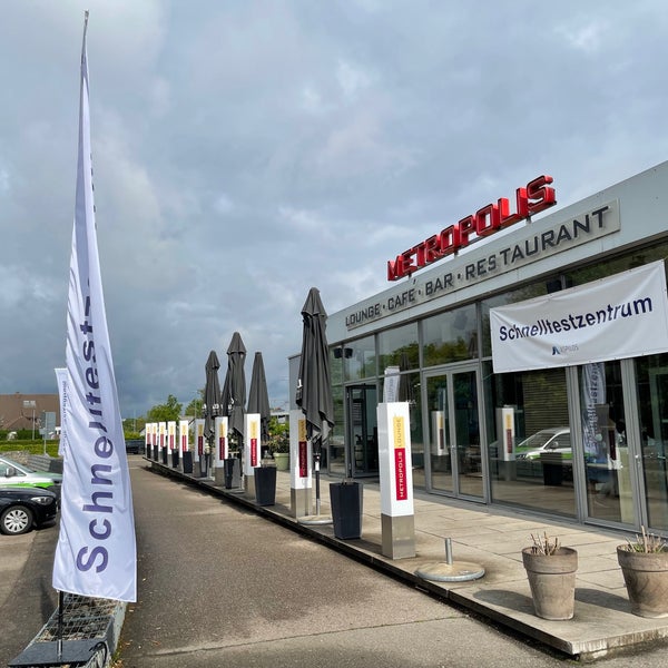 Metropolis Lounge - Café