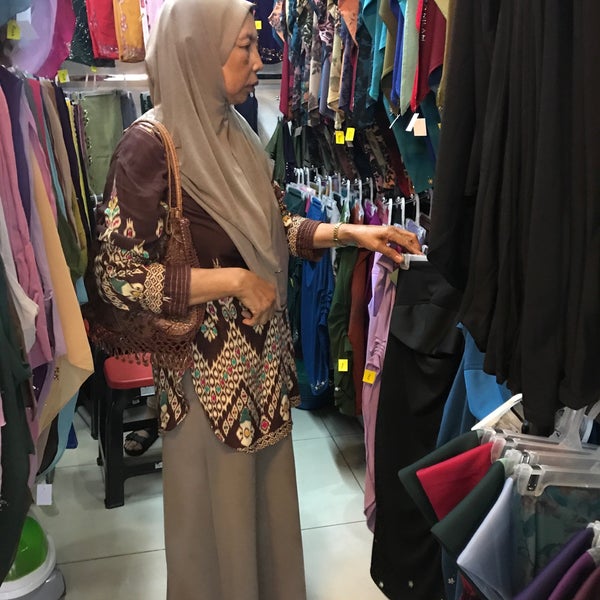 Square One - Jalan Persiaran Flora Utama