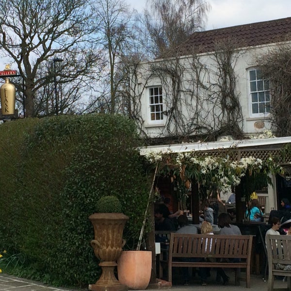 The Flask - Pub in Highgate