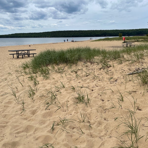 Sand Point Beach - Beach in Munising