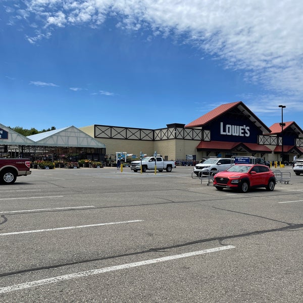 Lowe's - 1 tip from 186 visitors