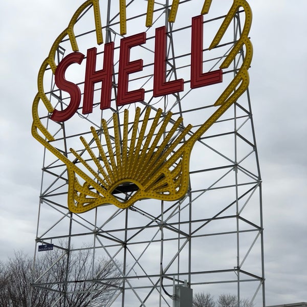 Shell - Fuel Station in Cambridge