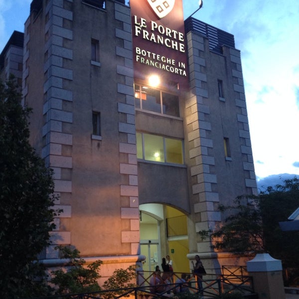 Photos at Le Porte Franche - 11 tips from 1090 visitors