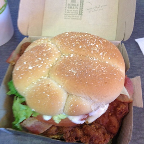 McDonald's - Fast Food Restaurant in Irvine