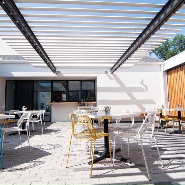QUI Restaurant (Now Closed) - 1600 E 6th St