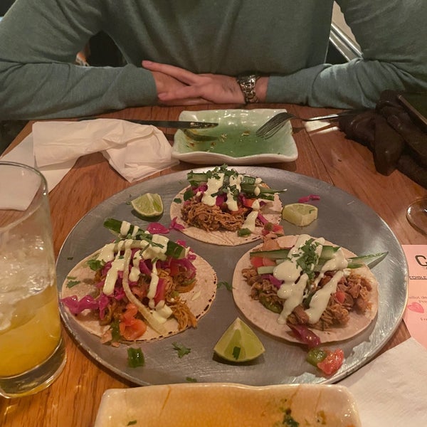 Chula Taberna Mexicana - Mexican Restaurant in Leslieville