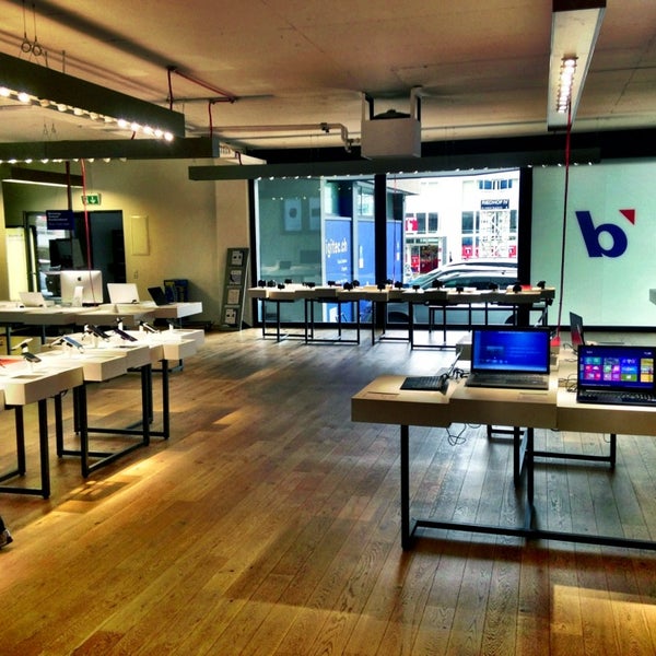 digitec AG - Dietikon, Zürich