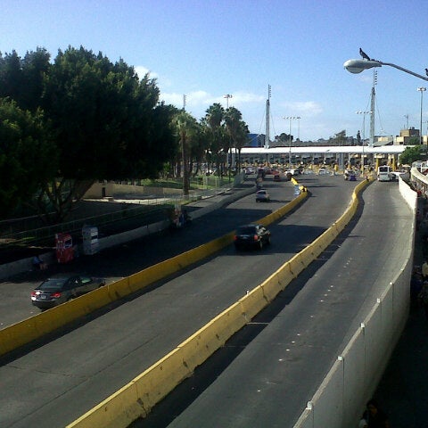 Las Curios De La Linea - Tijuana, Baja California