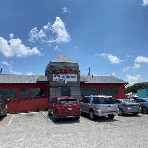 Cafe 290 - 11011 US Highway 290 E