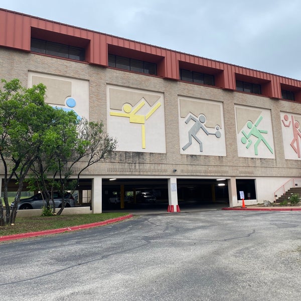 Austin Recreation Center - Downtown Austin - 253 visitors