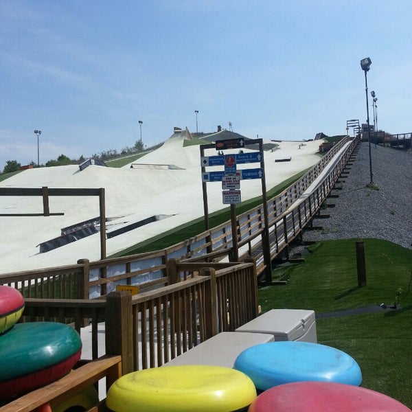 Liberty Mountain Snowflex Centre - Ski Area in Lynchburg