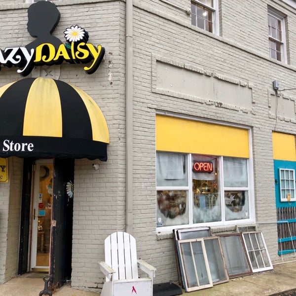 The Lazy Daisy - Antique Store in Chester