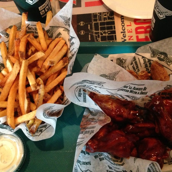 Wingstop - 4124 SE 82nd Ave