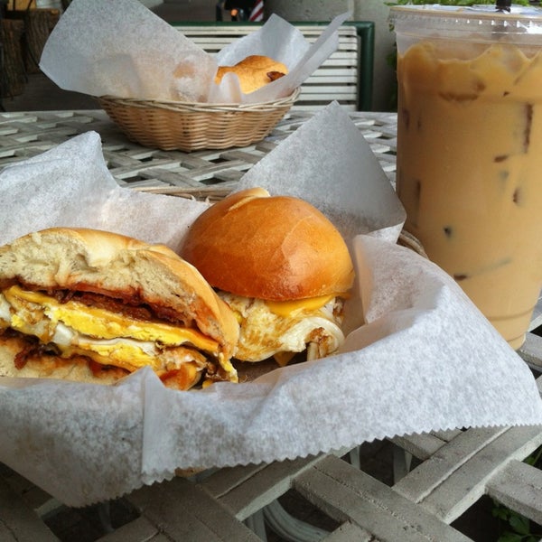 Metropolitan Cafe - 9 tips from 214 visitors