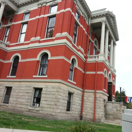 Eaton County Courthouse - Courthouse in Charlotte