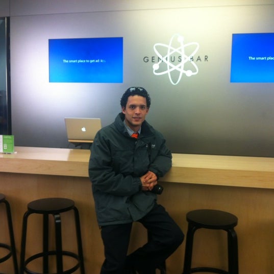 Photos at Apple Grand Arcade - Cambridge, Cambridgeshire