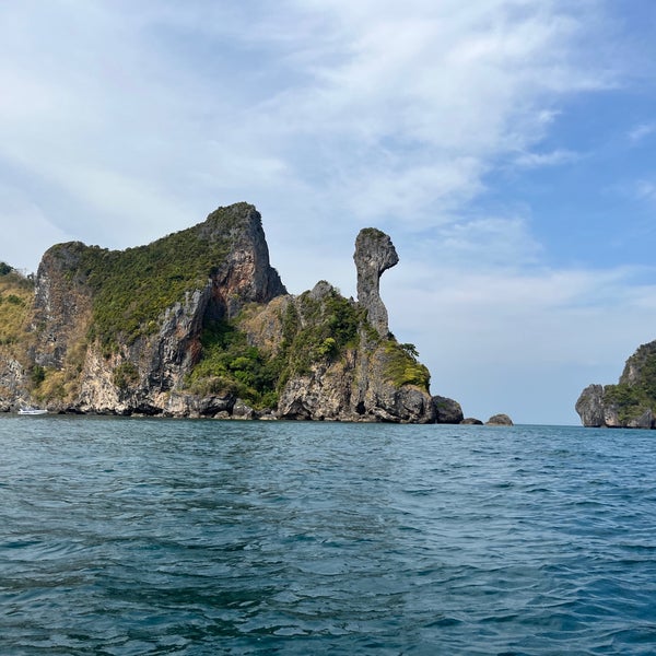 เกาะไก่ (Chicken Island) - Island