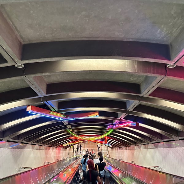 Exchange Place PATH Station - The Waterfront - Jersey City, NJ