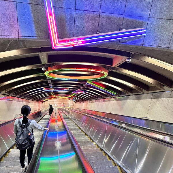 Exchange Place PATH Station - The Waterfront - Jersey City, NJ