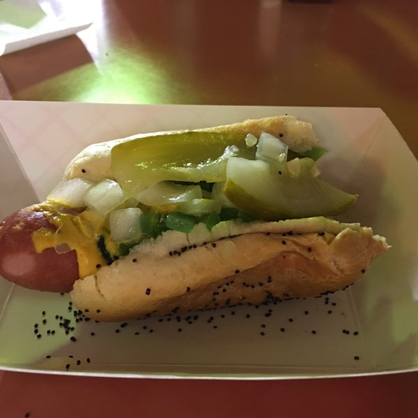 Woofie's Hot Dogs - 17 tips from 410 visitors