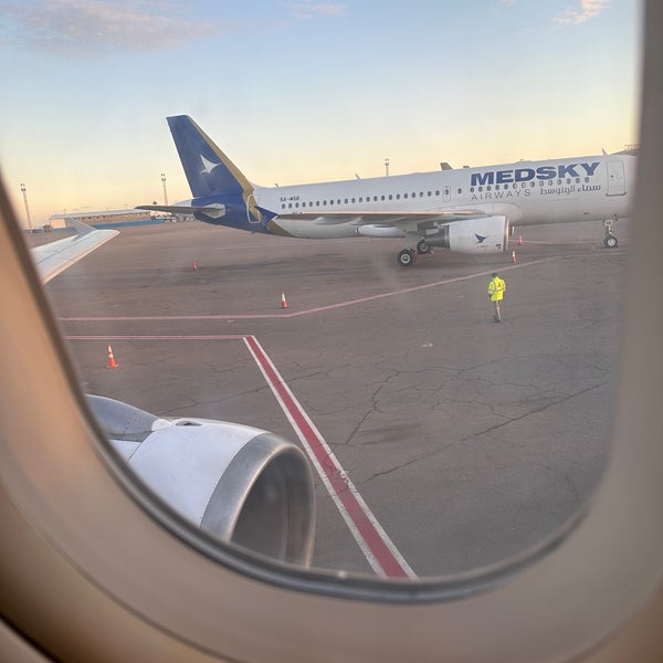 Mitiga International Airport (MJI) | مطار معيتيقة الدولي - طرابلس, طرابلس