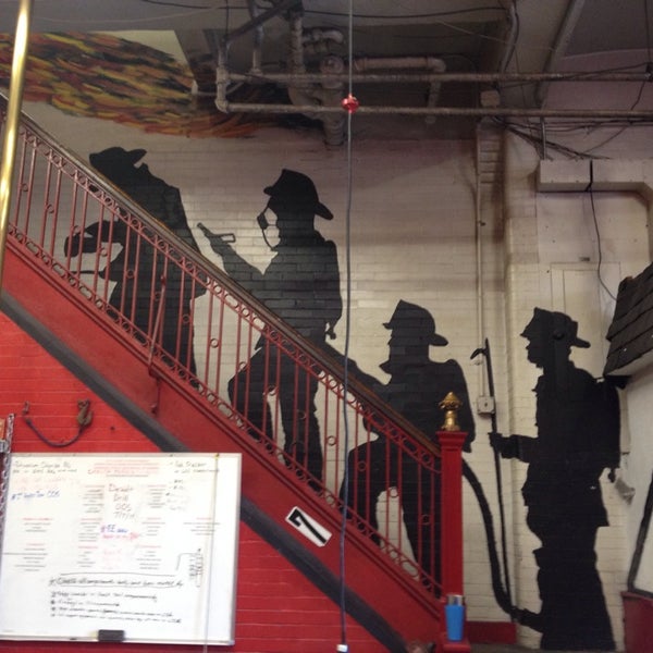 FDNY Engine 153/Ladder 77 - Stapleton - 1 tip