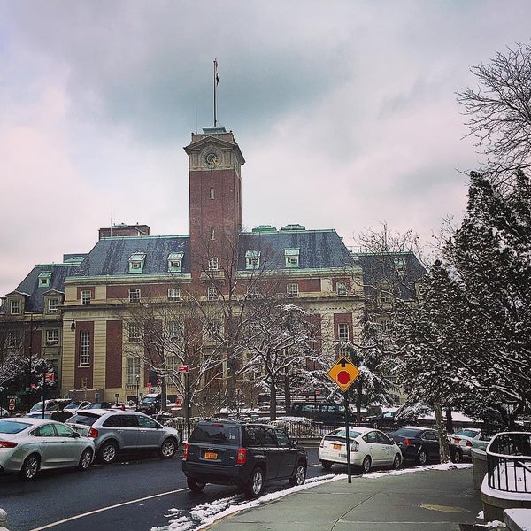 Photos at MTA SIR - St. George - Metro Station in Staten Island