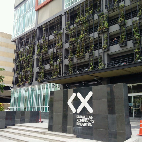 Photos at Knowledge Xchange for Innovation Center (KX) อาคารเคเอ็กซ์ ...