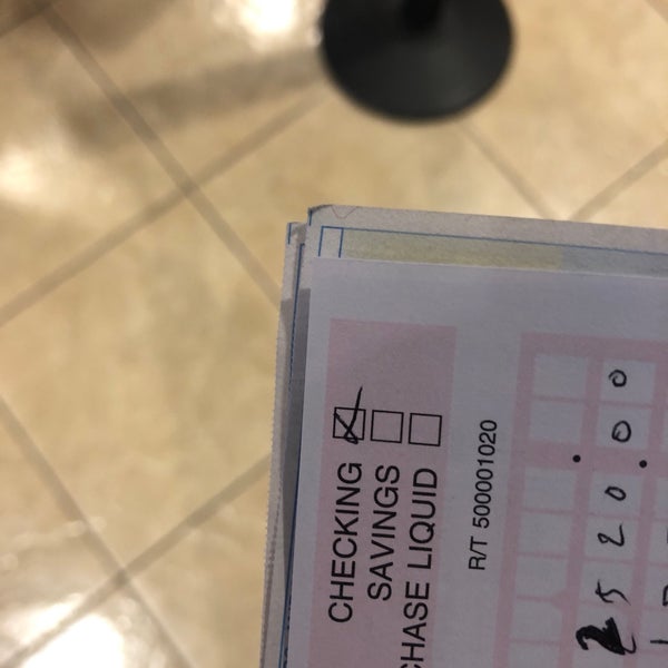 Chase Bank - 14111 Riverside Dr