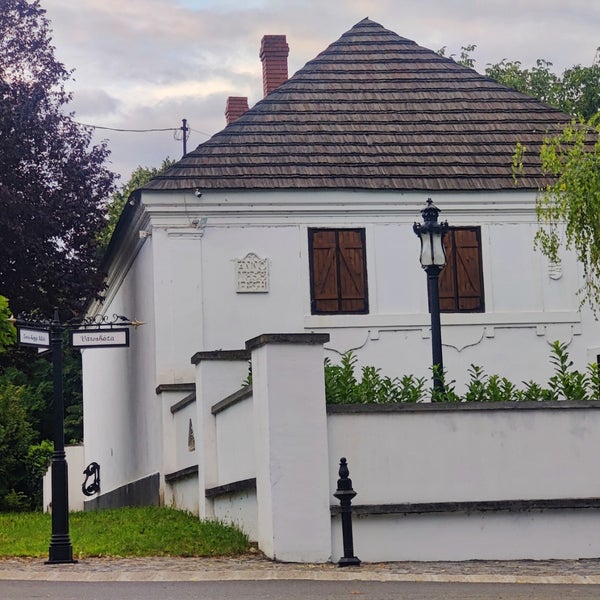 Balatonkenese - City