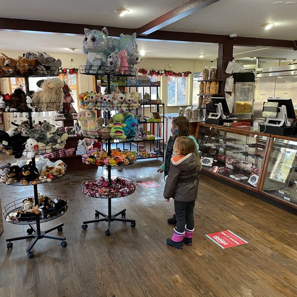 Goody's Soda Fountain & Candy - Dessert Shop in Sunriver