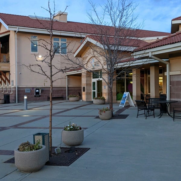 Photos at Arapahoe Libraries - Smoky Hill Library - Library in Centennial