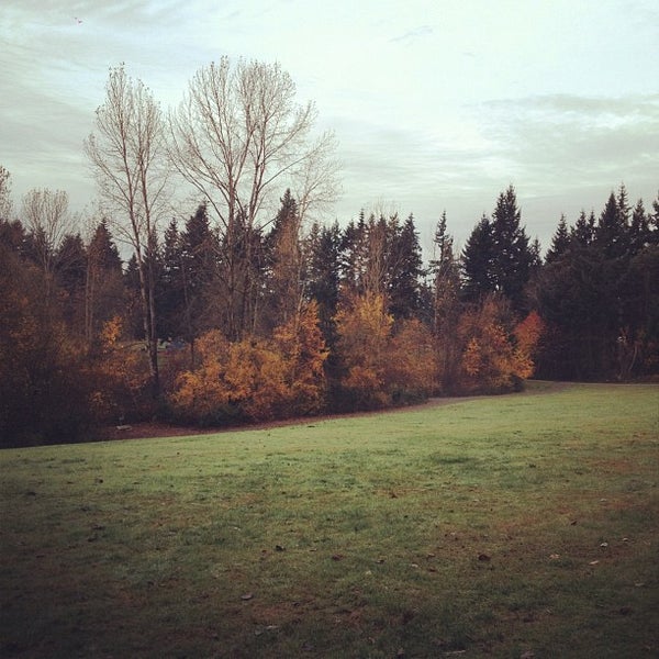 Photos at Robinswood Park - Park in Bellevue