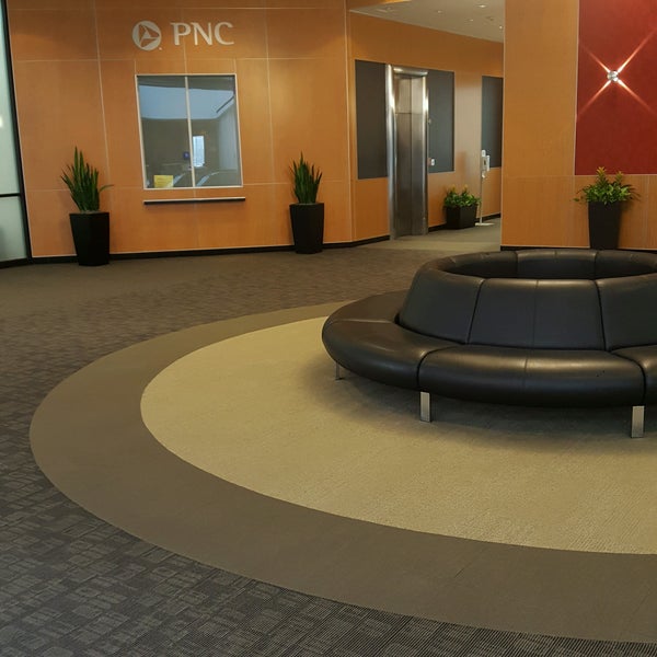 PNC Bank - Downtown Indianapolis - 101 W Washington St Ste 100
