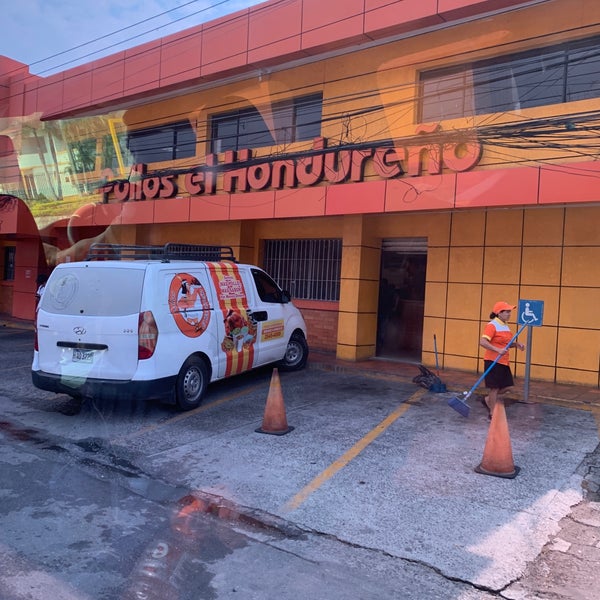 Pollo El Hondureño - Fried Chicken Joint in San Pedro Sula