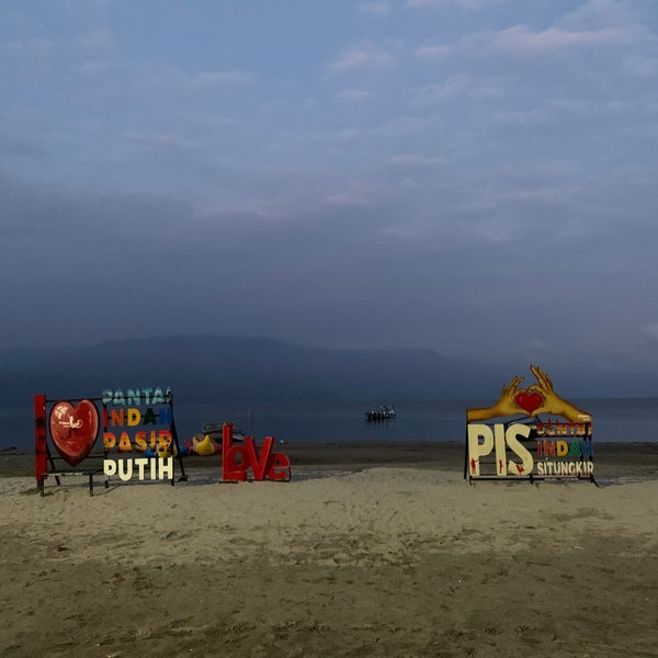 Pantai Pasir Putih - Beach