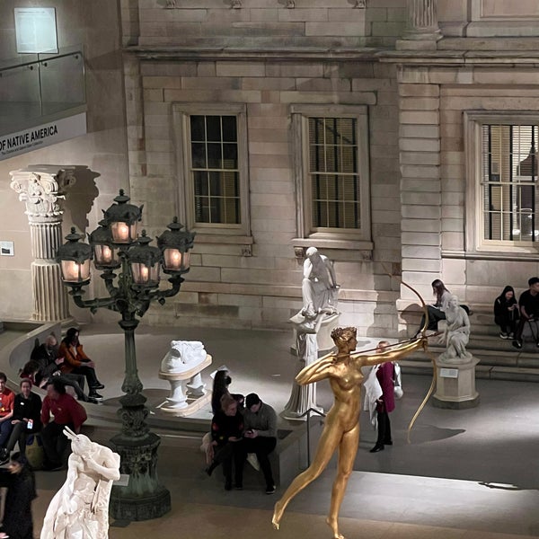 The Petrie Court Cafe & Wine Bar - Café in New York